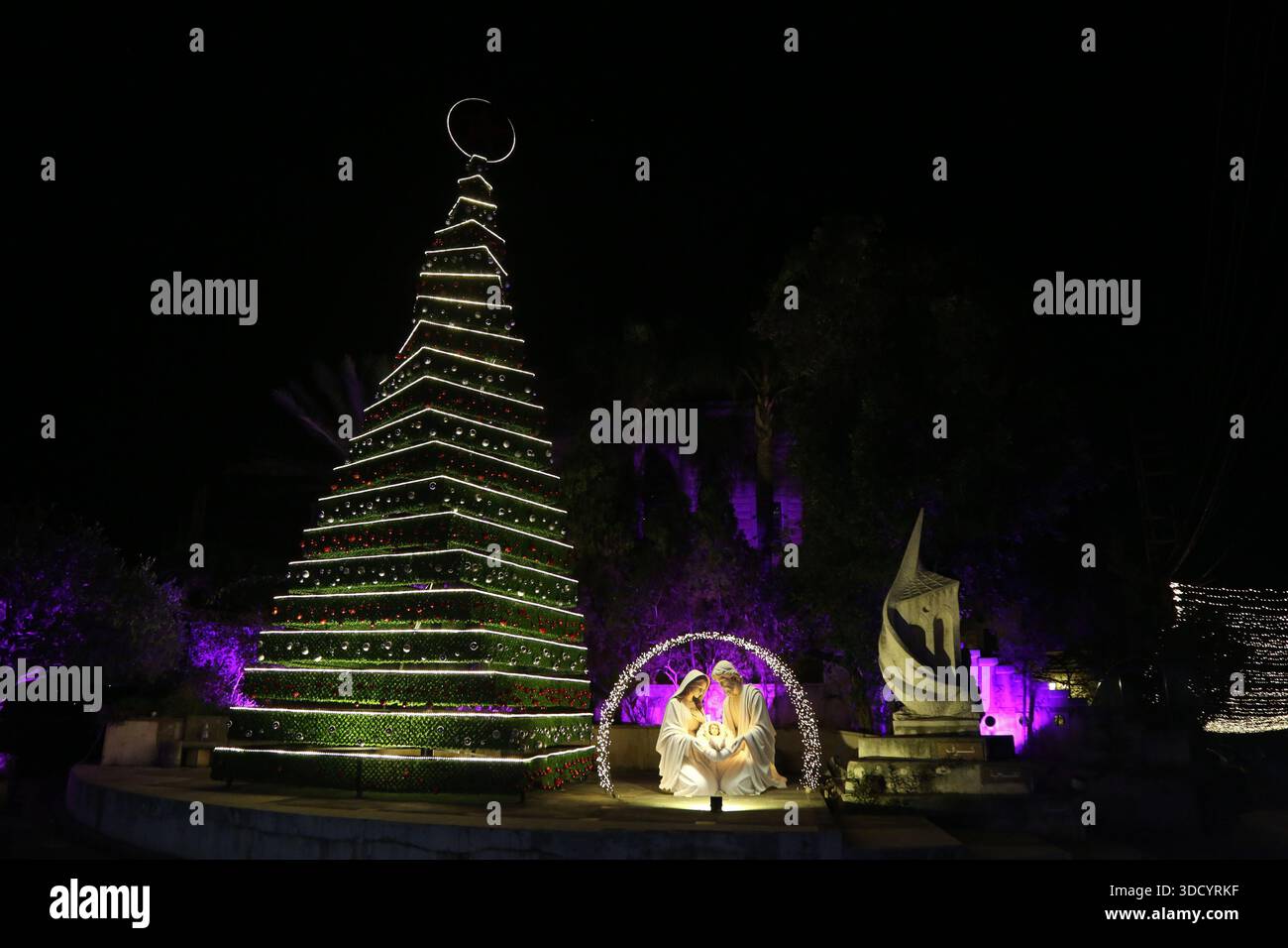 **NO LIBRI** Libano, Amchit , 2025/12/25 Nativity scene in the ...