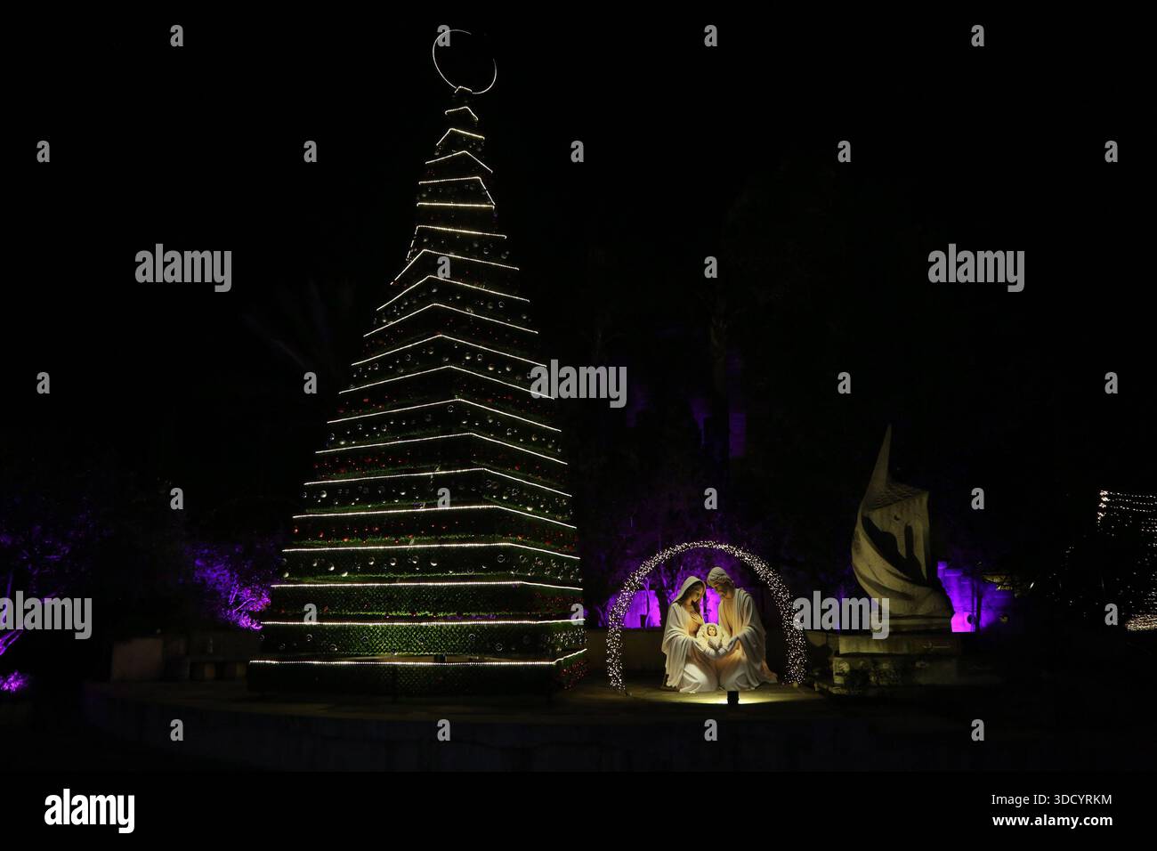 **NO LIBRI** Libano, Amchit , 2025/12/25 Nativity scene in the ...