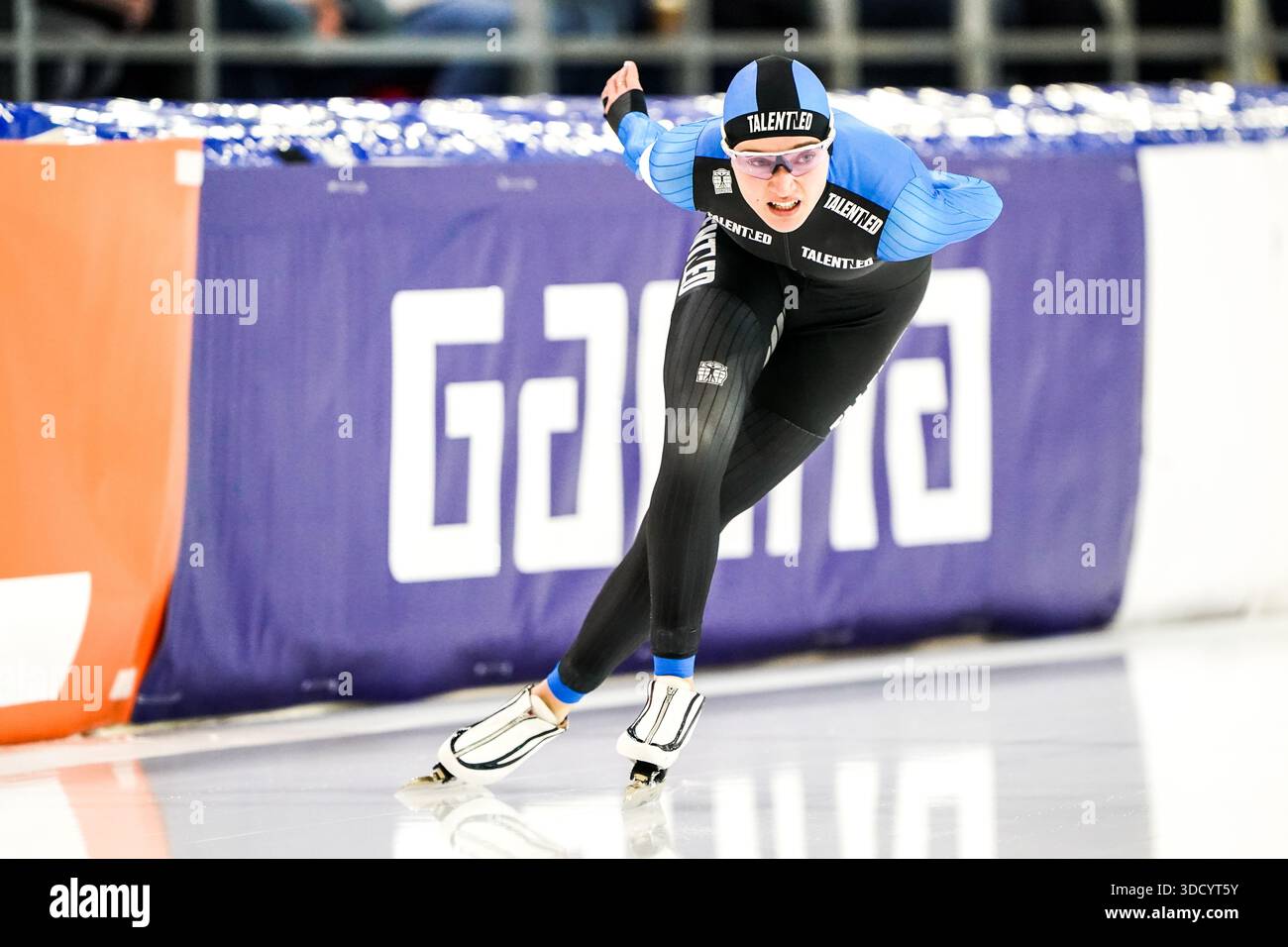 HEERENVEEN, NETHERLANDS - DECEMBER 26: Naomi Kammeraat of Team ...