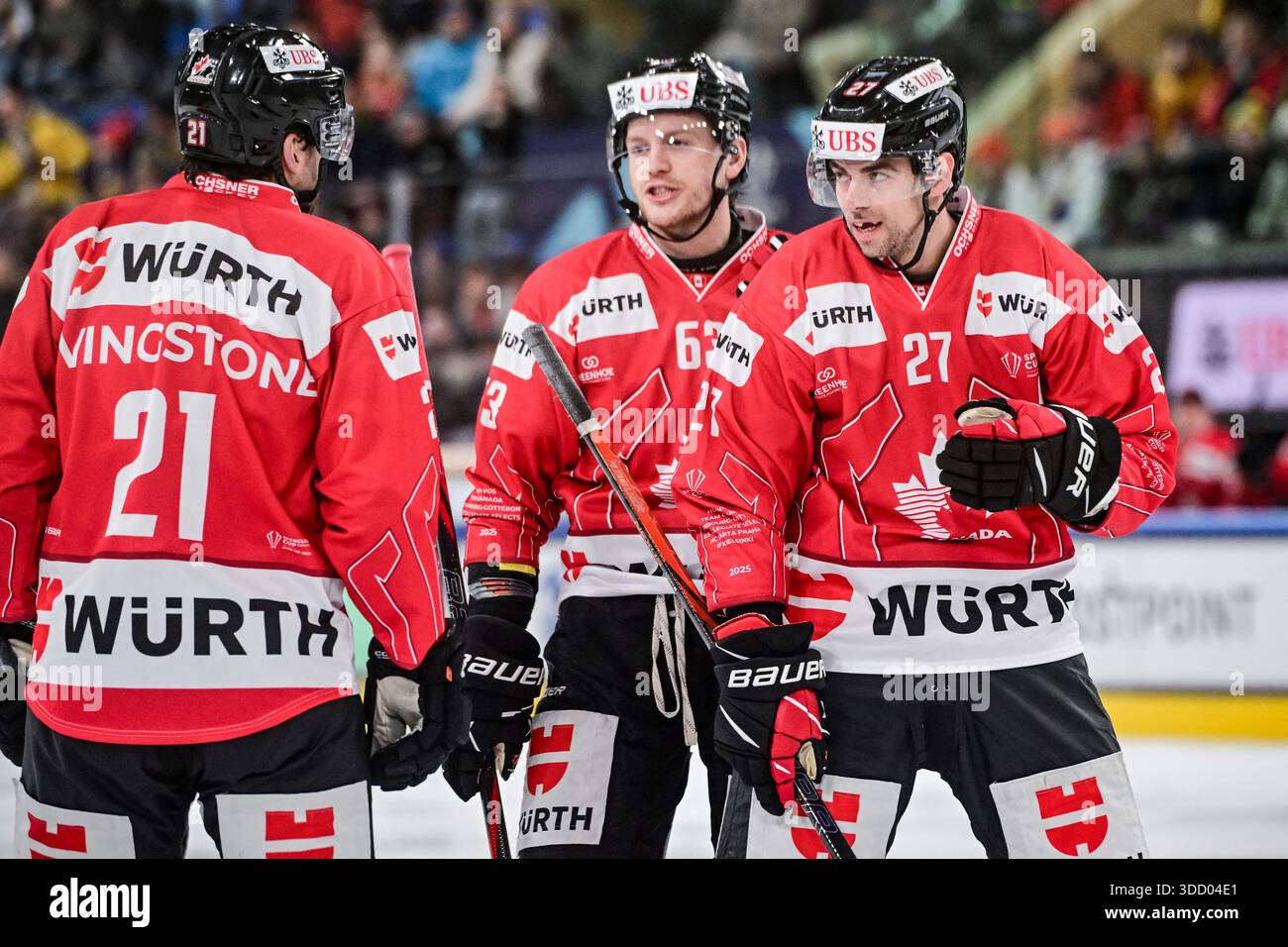 Team Canada's Jake Livingstone, Team Canada's Trent Bourque and Team ...