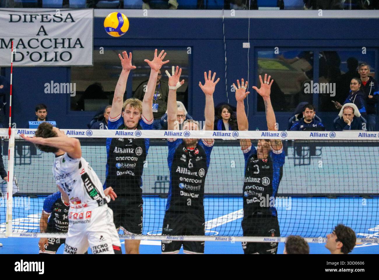 MONSTER BLOCK NEMANJA MASULOVIC, FERRE REGGERS AND FRANCESCO RECINE ...