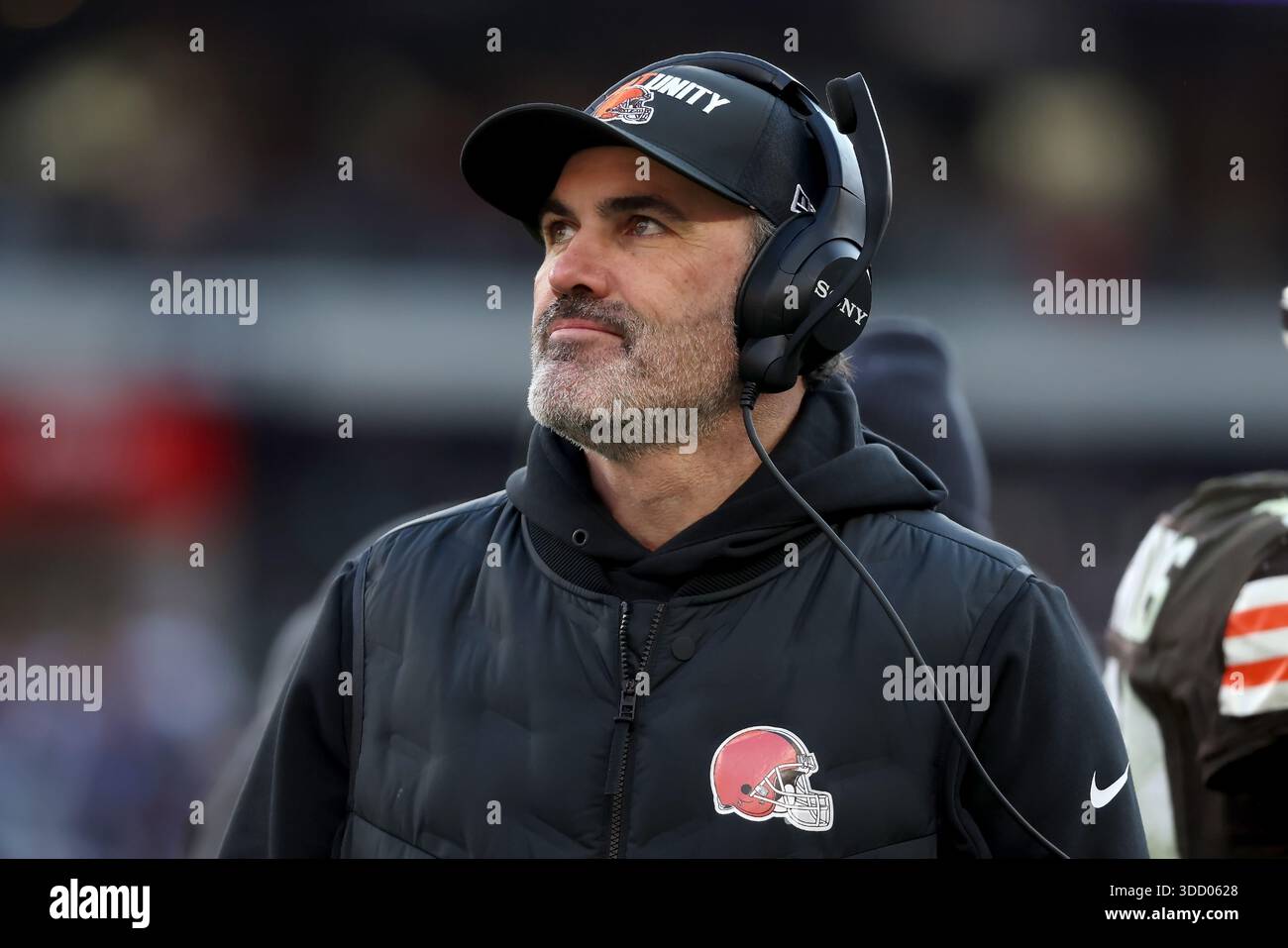Cleveland Browns head coach Kevin Stefanski stands on the field during ...