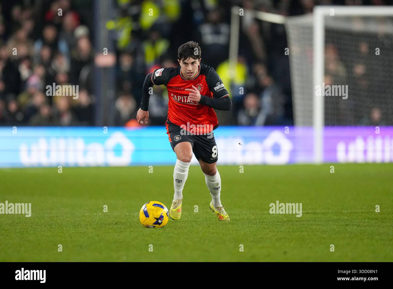 Liam Walsh (8) of Luton Town during the Sky Bet League 1 match between ...