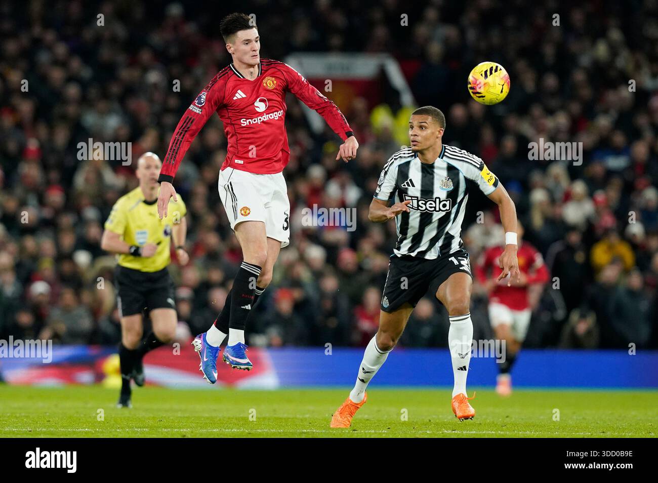 Manchester, England, 26th December 2025. Benjamin Sesko of Manchester ...