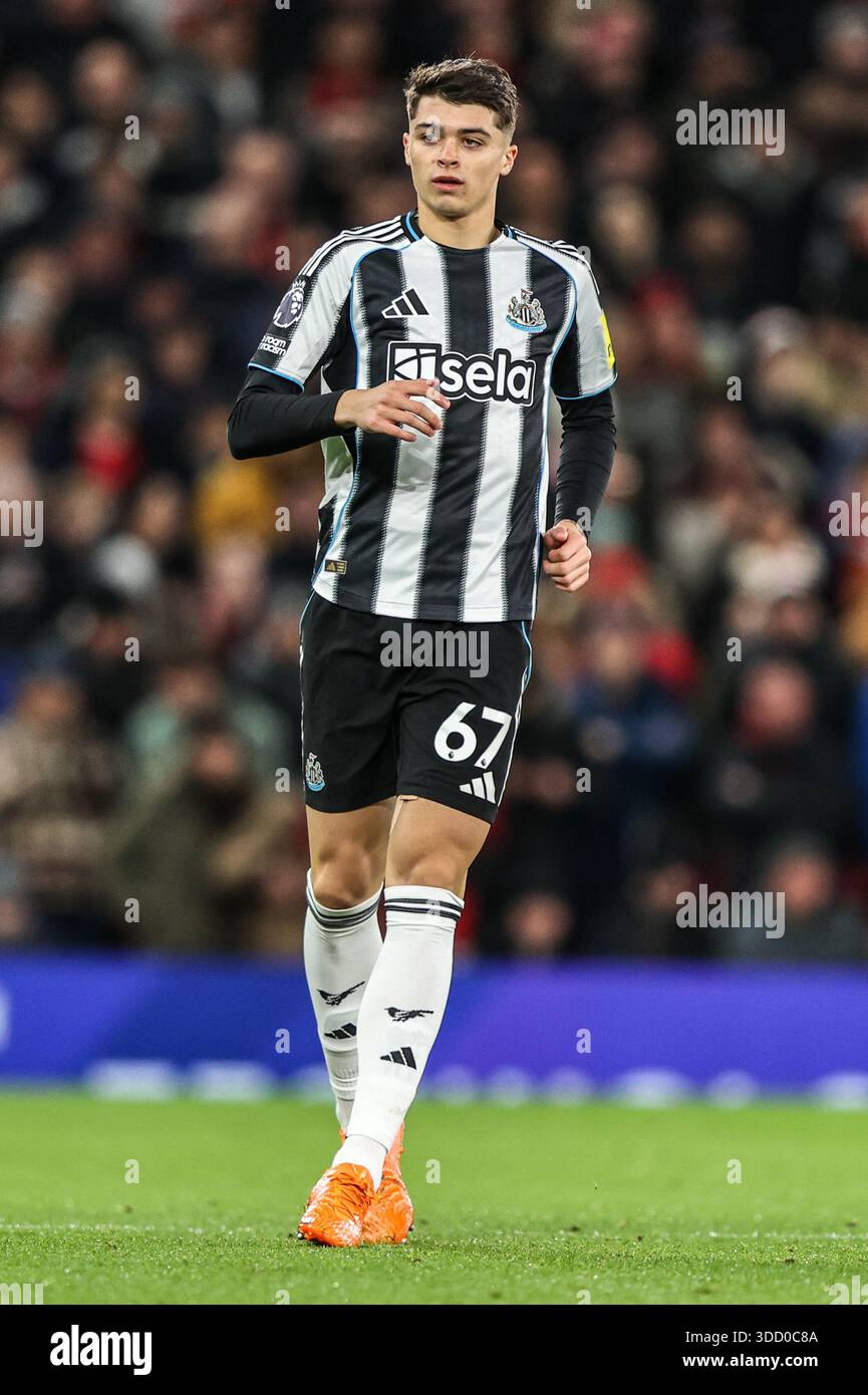 Lewis Miley of Newcastle United during the Premier League match ...