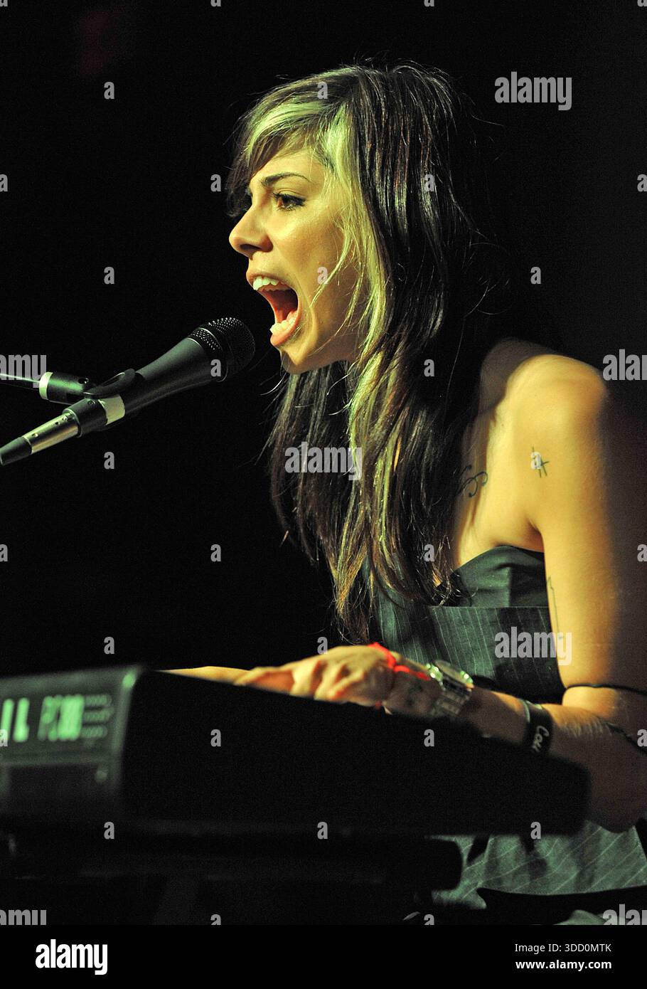 19 October 2010 - Pittsburgh, PA - Pop singer CHRISTINA PERRI performs ...