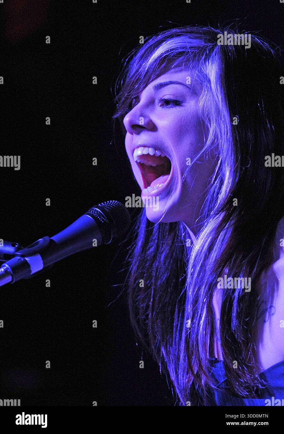 19 October 2010 - Pittsburgh, PA - Pop singer CHRISTINA PERRI performs ...