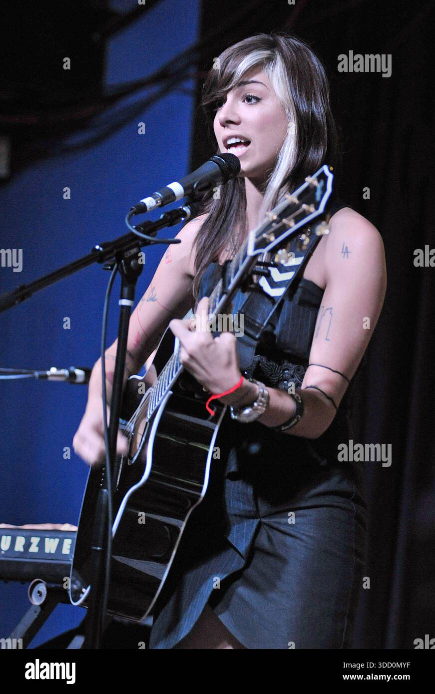 19 October 2010 - Pittsburgh, PA - Pop singer CHRISTINA PERRI performs ...