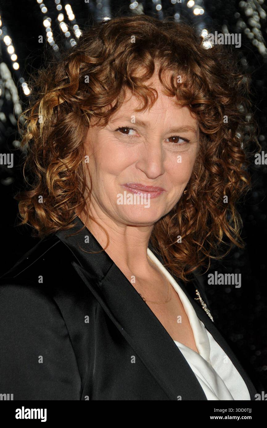 5 October 2010 - Beverly Hills, California - Melissa Leo. "Conviction ...