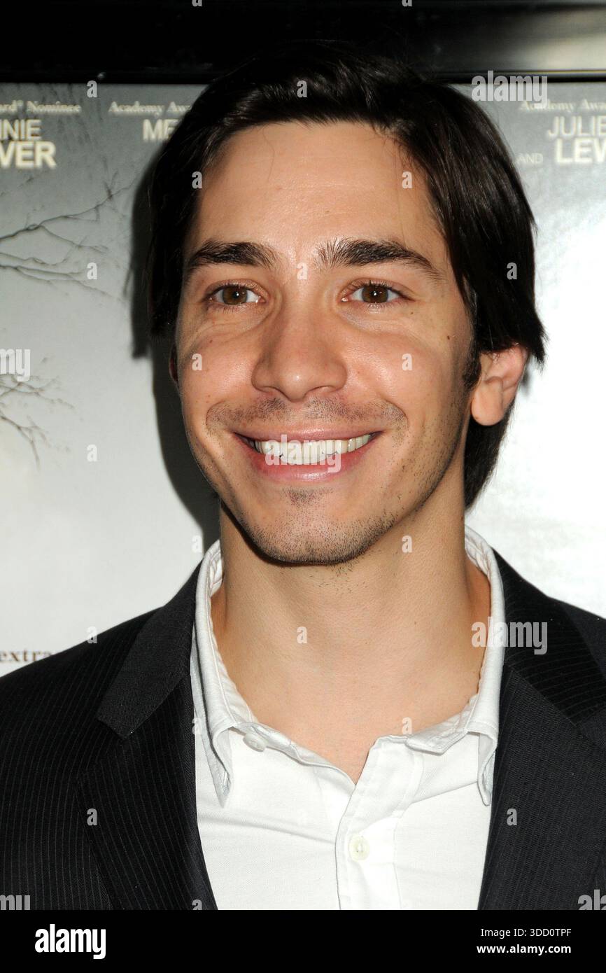 5 October 2010 - Beverly Hills, California - Justin Long. "Conviction ...