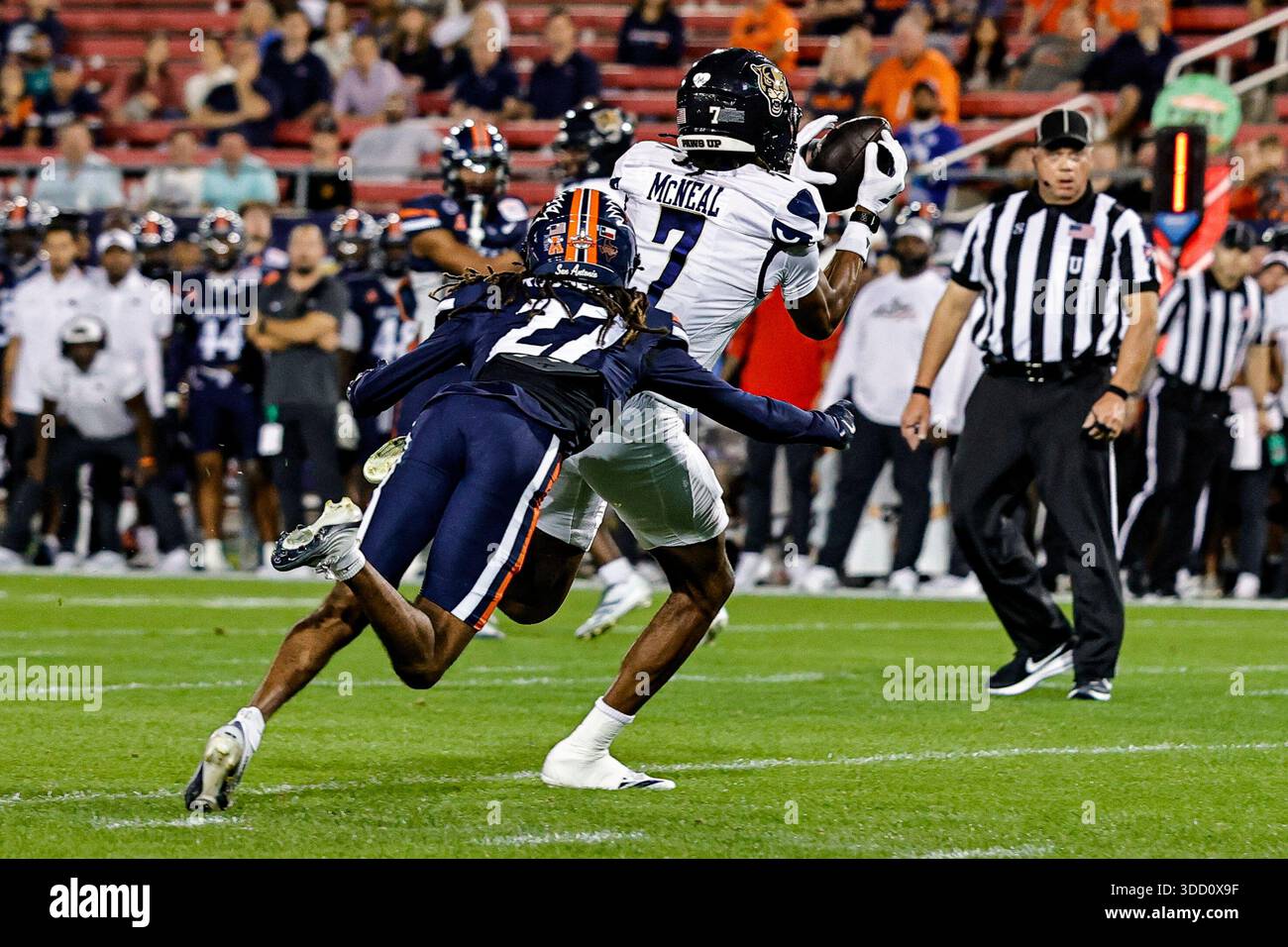 DALLAS, TX - DECEMBER 26: FIU Panthers wide receiver Kyle McNeal (7 ...