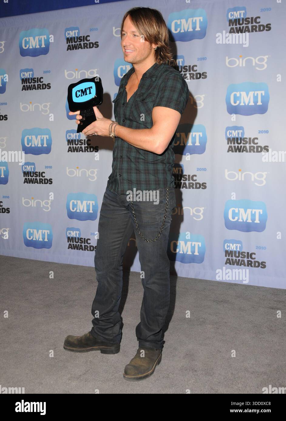 09 June 2010 - Nashville, Tennessee - Keith Urban. 2010 CMT Music ...
