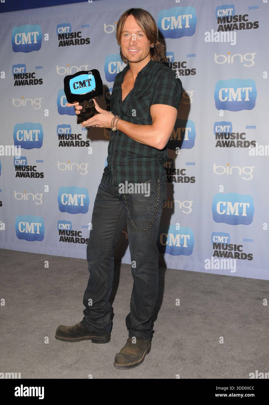 09 June 2010 - Nashville, Tennessee - Keith Urban. 2010 CMT Music ...