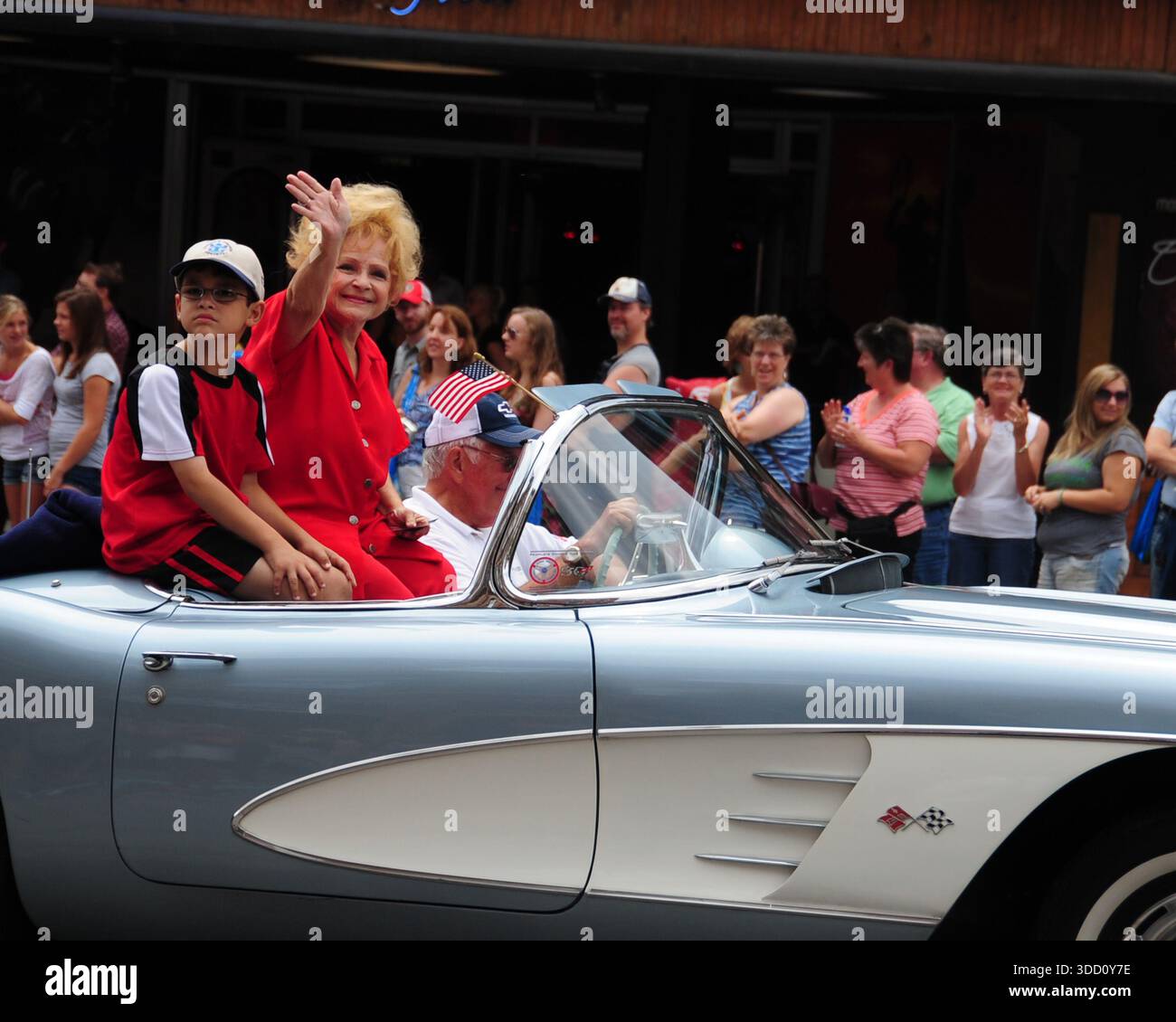 9 June 2010 - Nashville,TN - Grand Marshall Brenda Lee at the 2010 CMA ...