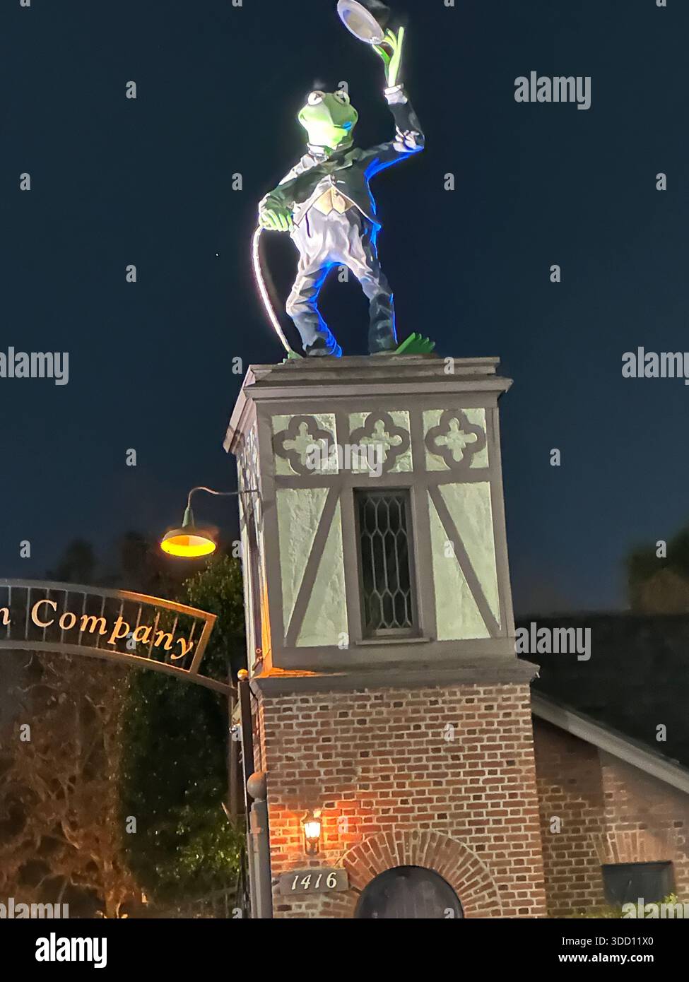 The well-known statue of Kermit the Frog dressed as Charlie Chaplin ...