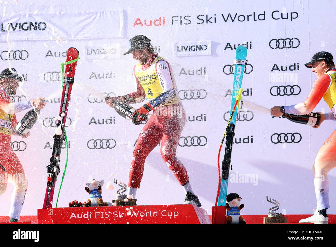 FIS Alpine Ski World Cup, Super G, Alexis Monney (SUI), Marco Schwarz ...