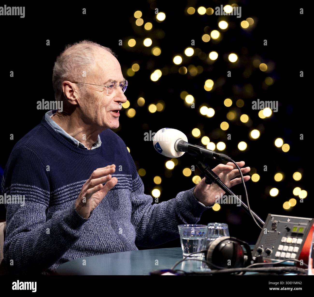 HILVERSUM – Author René Appel during Frits Spits' final episode as ...