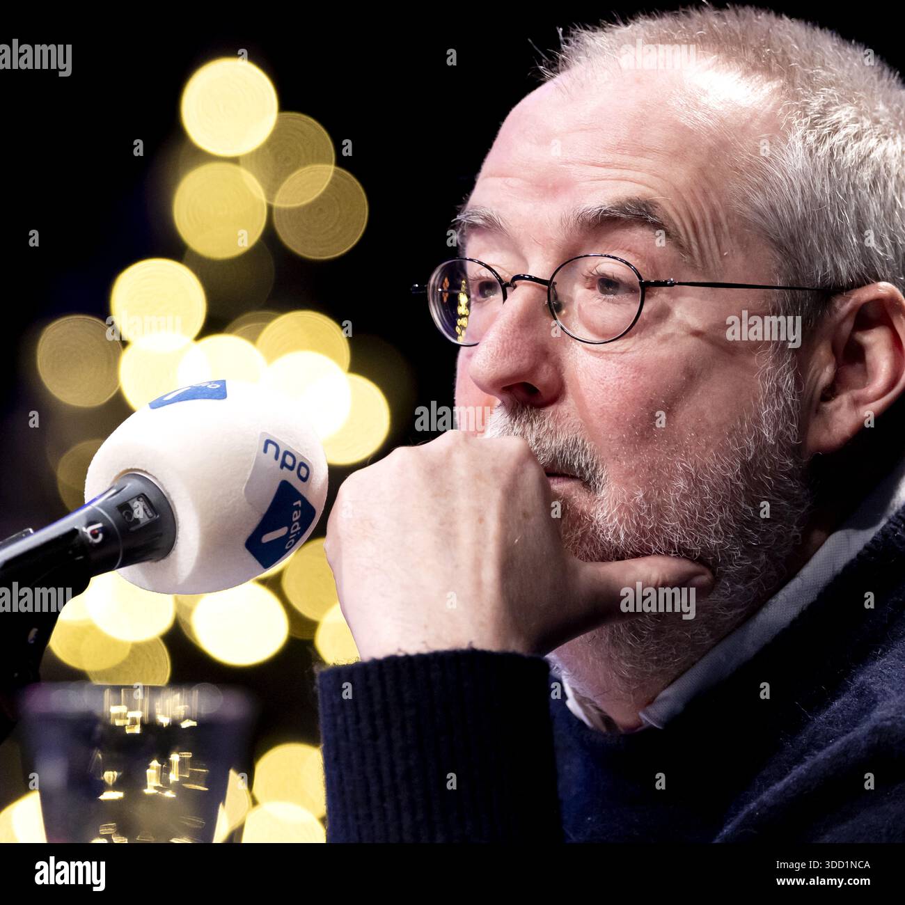 HILVERSUM – Ronald Giphart during Frits Spits' final episode as ...