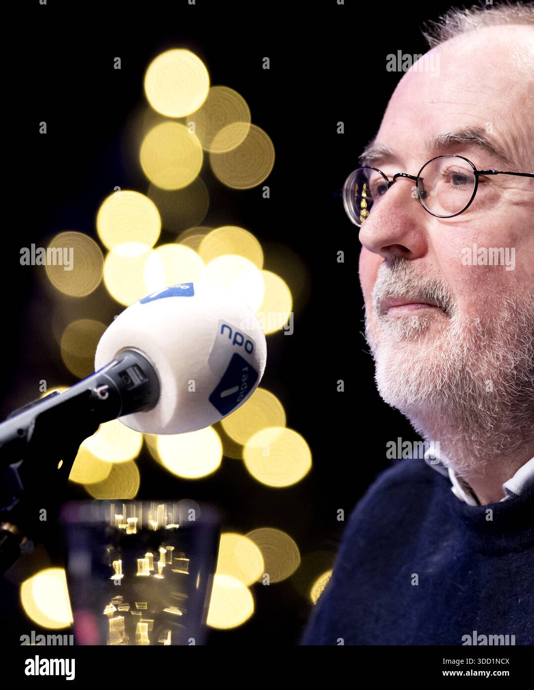 HILVERSUM – Ronald Giphart during Frits Spits' final episode as ...