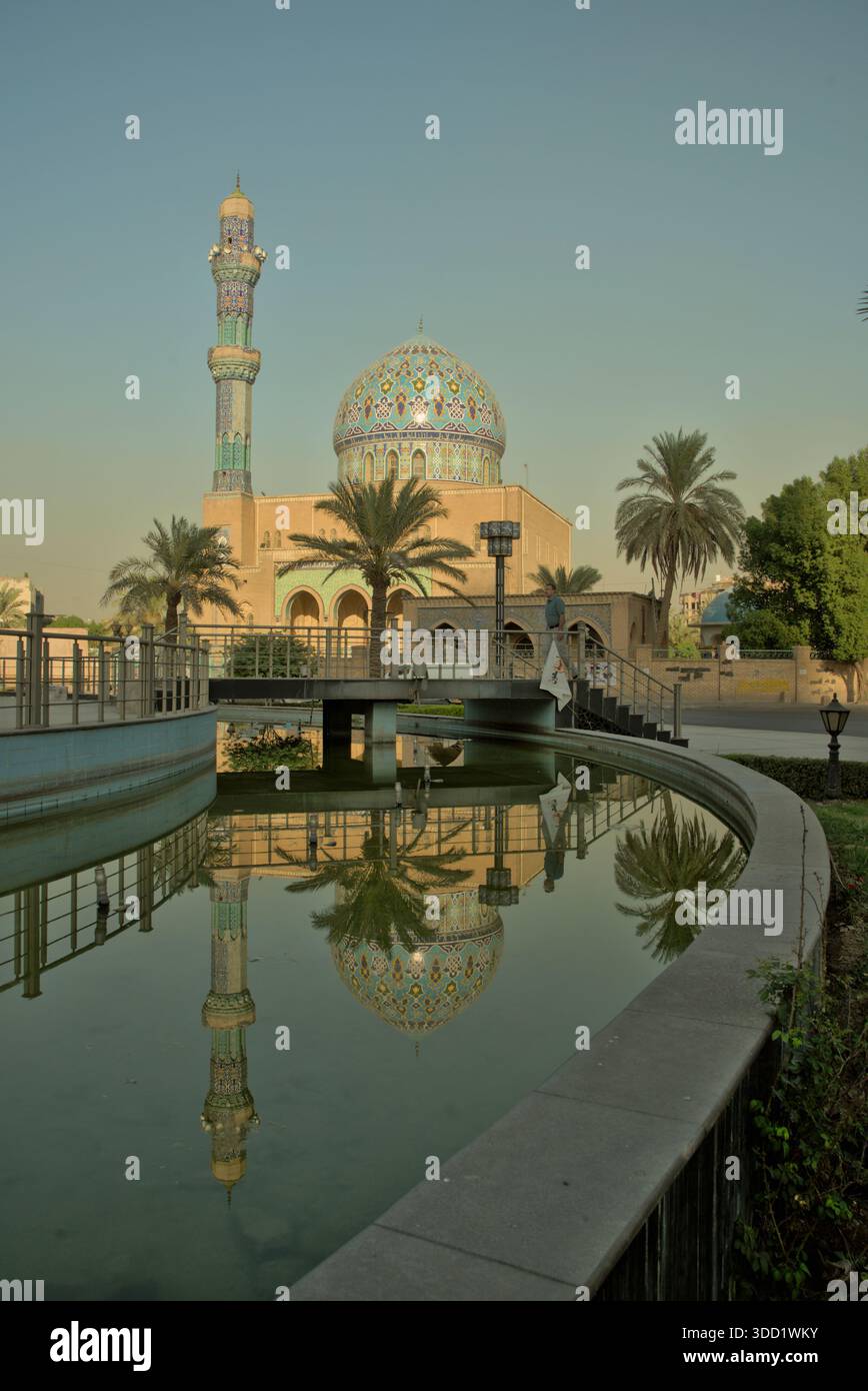 In firdos square hi-res stock photography and images - Alamy
