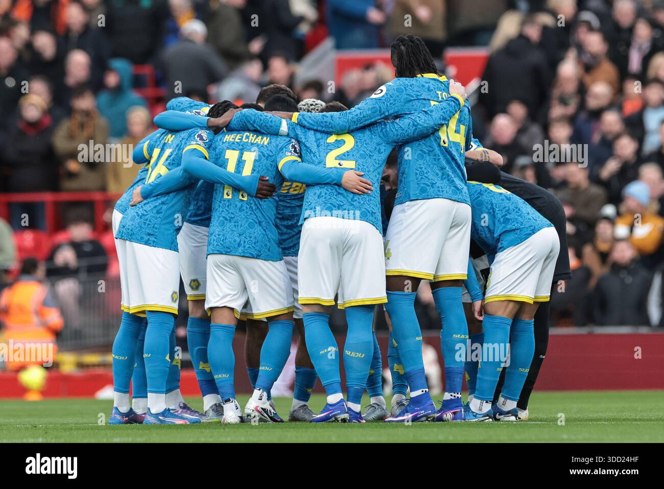 Wolverhampton Wanderers group huddle during the Premier League match ...