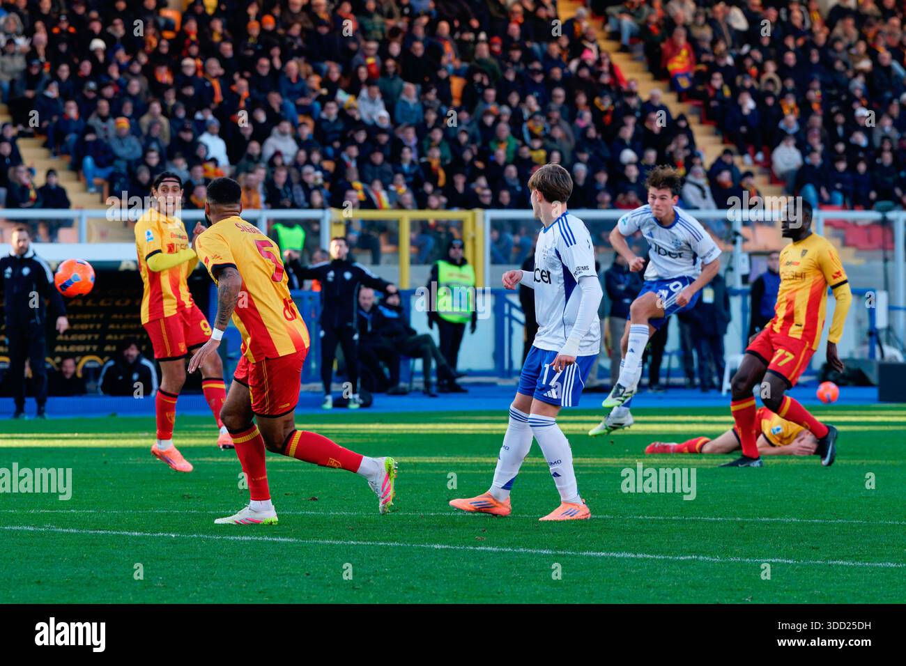 Nico Paz of Como 1907 scores a goal of 0-1 during US Lecce vs Como 1907 ...