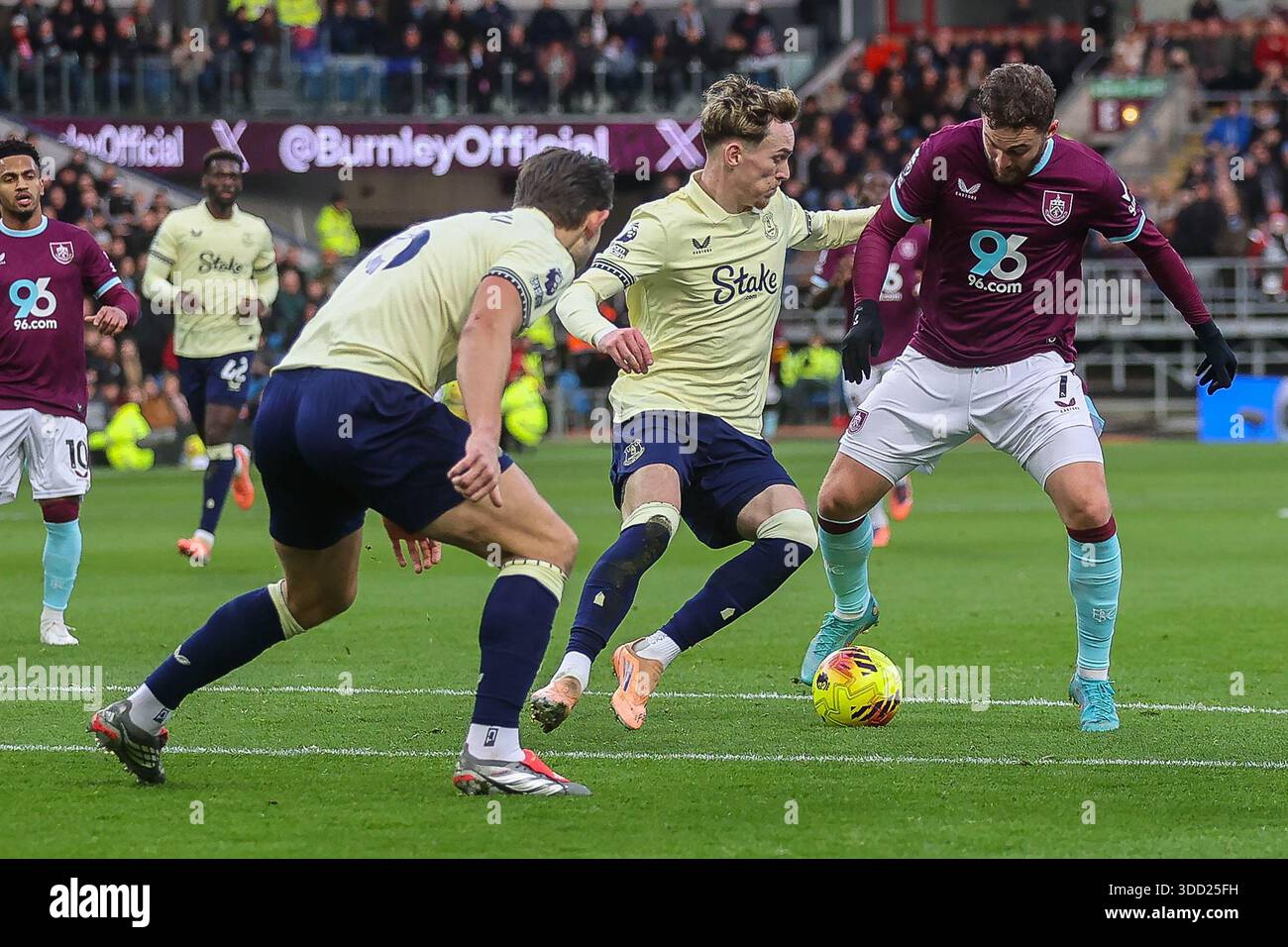 Jacob Bruun :Larsen gets the ball struck under his feet during the ...