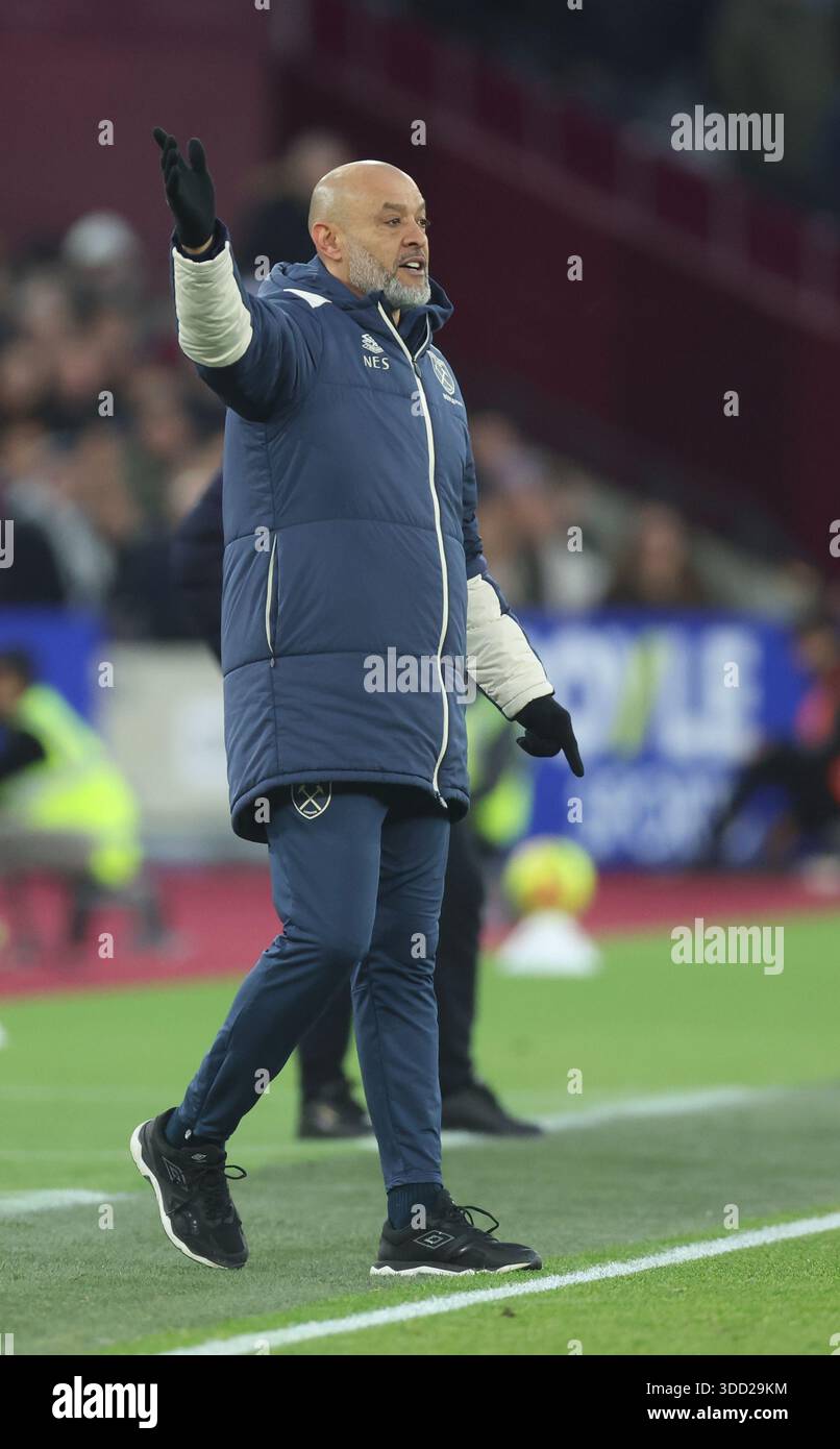 West Ham's head coach Nuno Espirito Santo gestures from the touch line ...