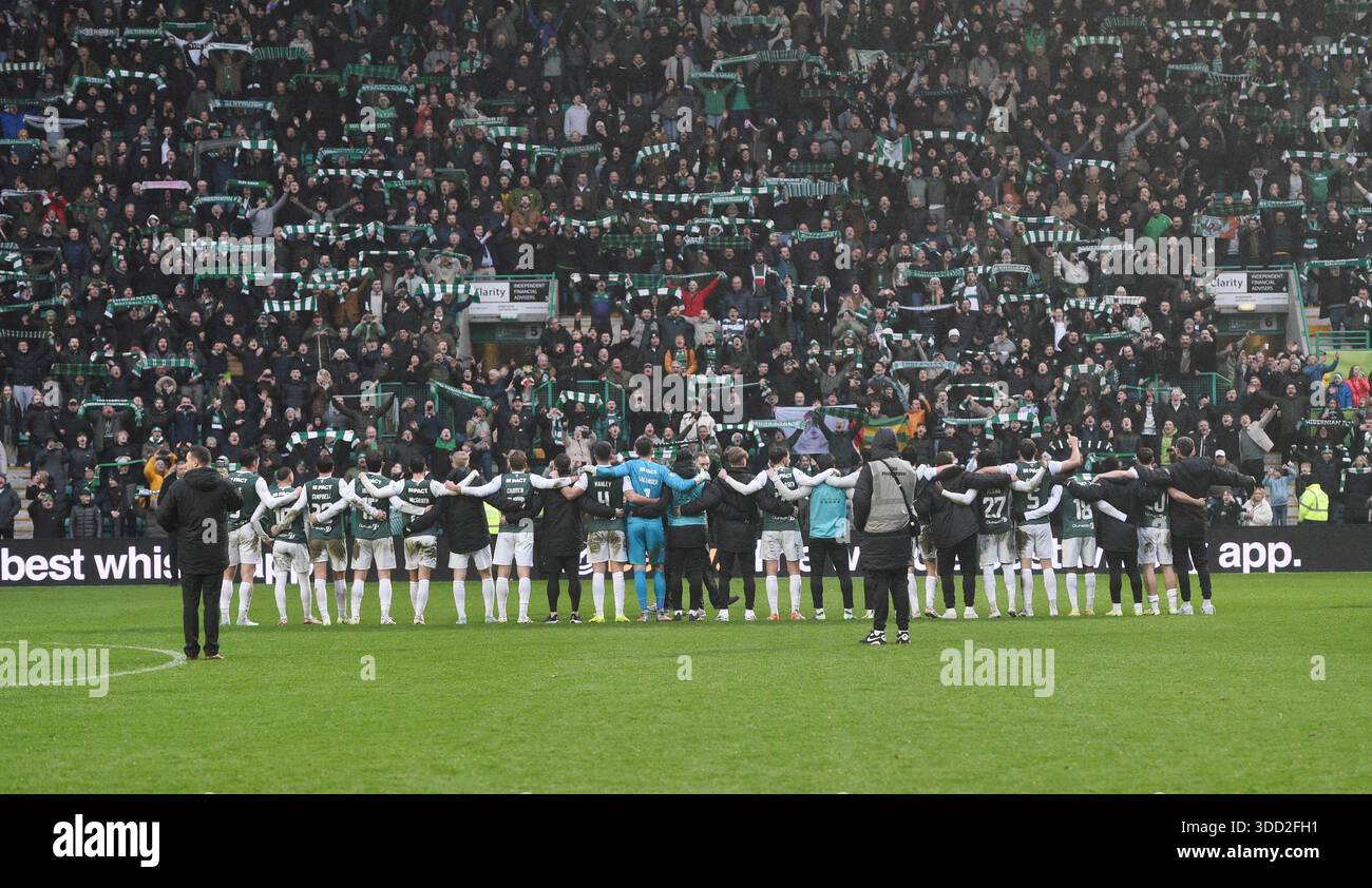 Hibs fans sunshine on leith hi-res stock photography and images - Alamy
