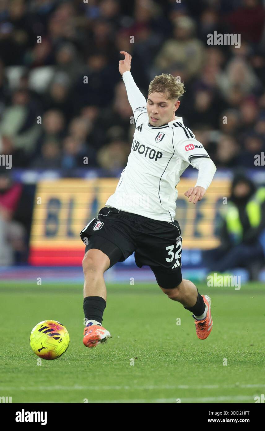 Fulham's Emile Smith Rowe controls the ball during the Premier League ...