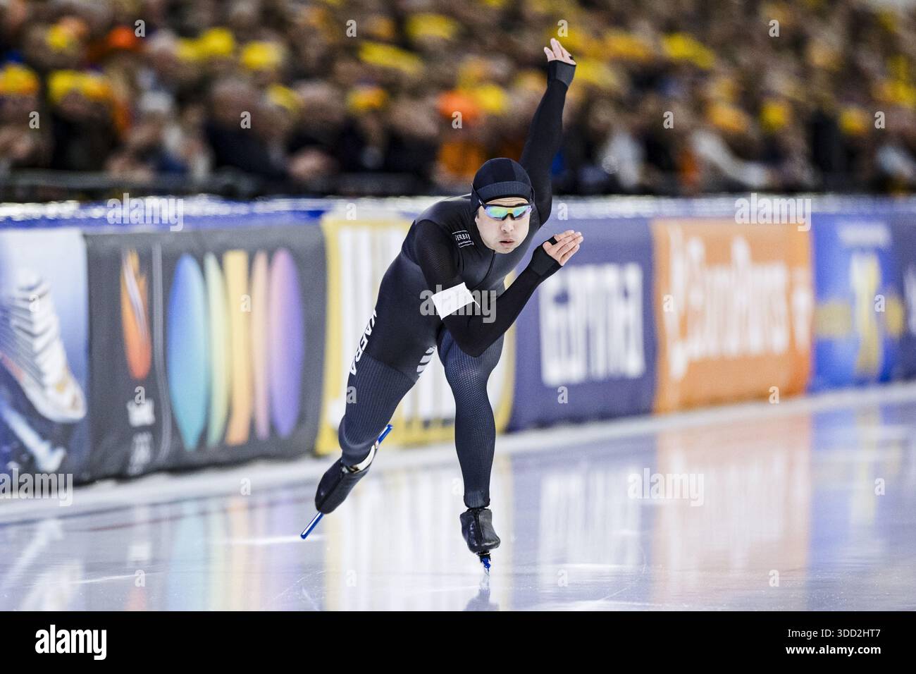 HEERENVEEN - Kai Verbij in action during the men's 500m on the second ...