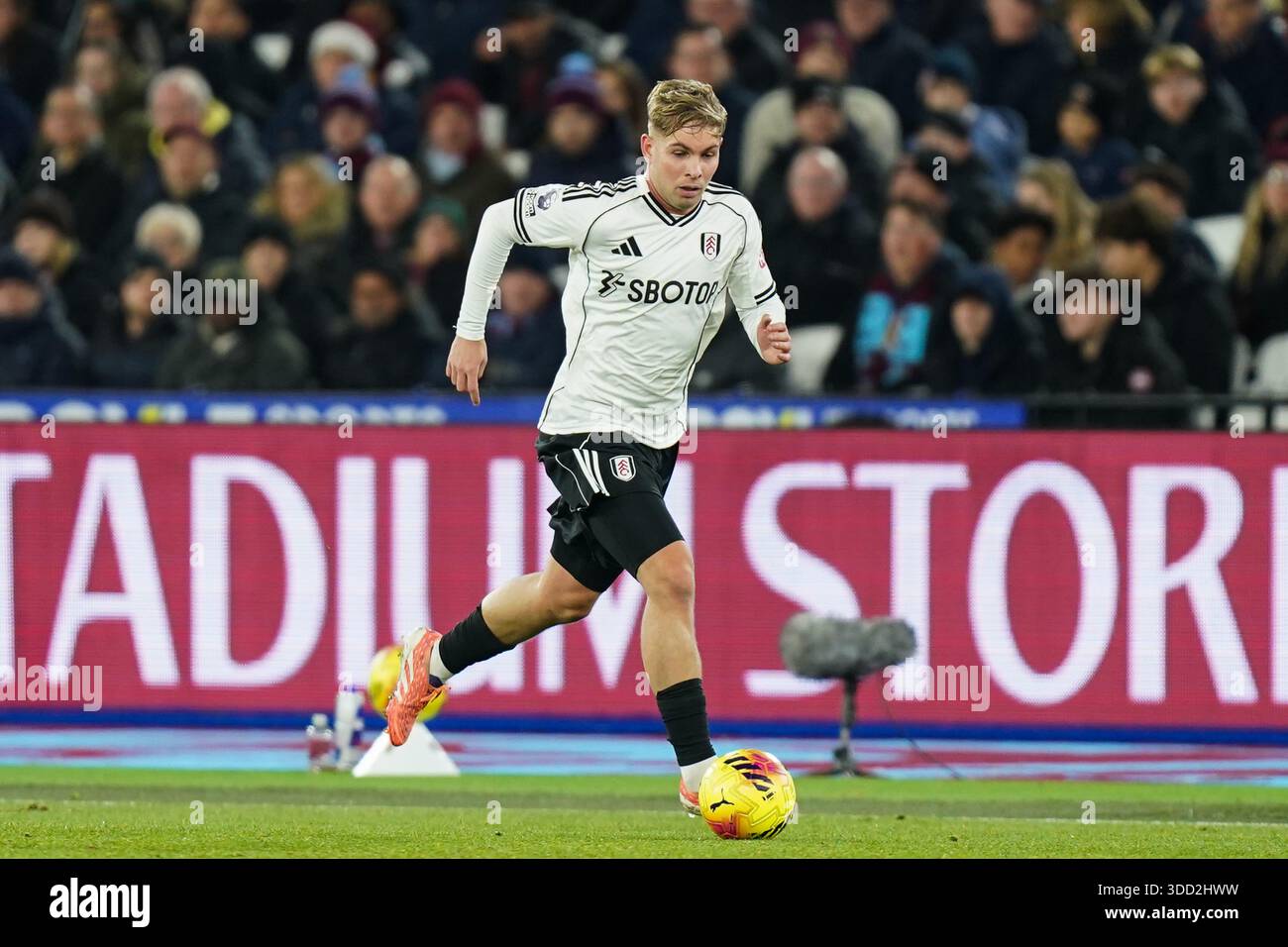 Emile Smith Rowe of Fulham during the West Ham United v Fulham Premier ...
