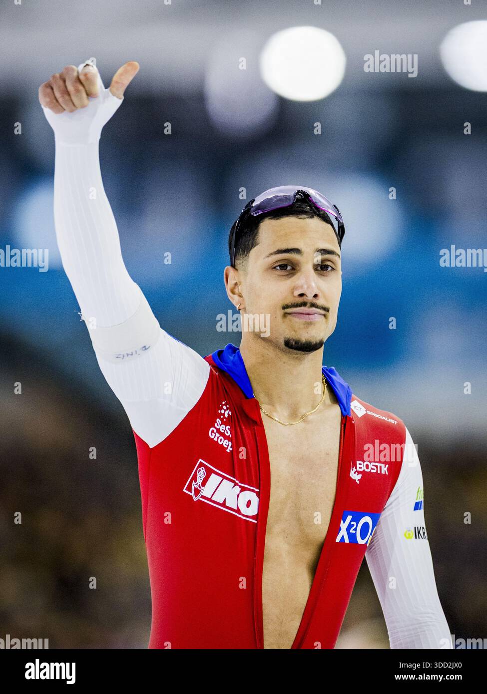 HEERENVEEN - Sebas Deniz in action during the men's 500m on the second ...