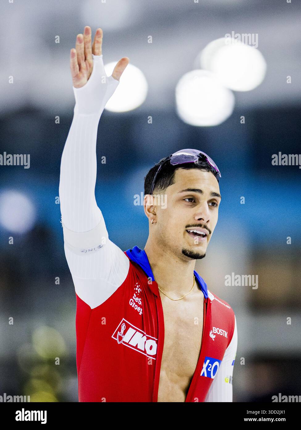 HEERENVEEN - Sebas Deniz in action during the men's 500m on the second ...