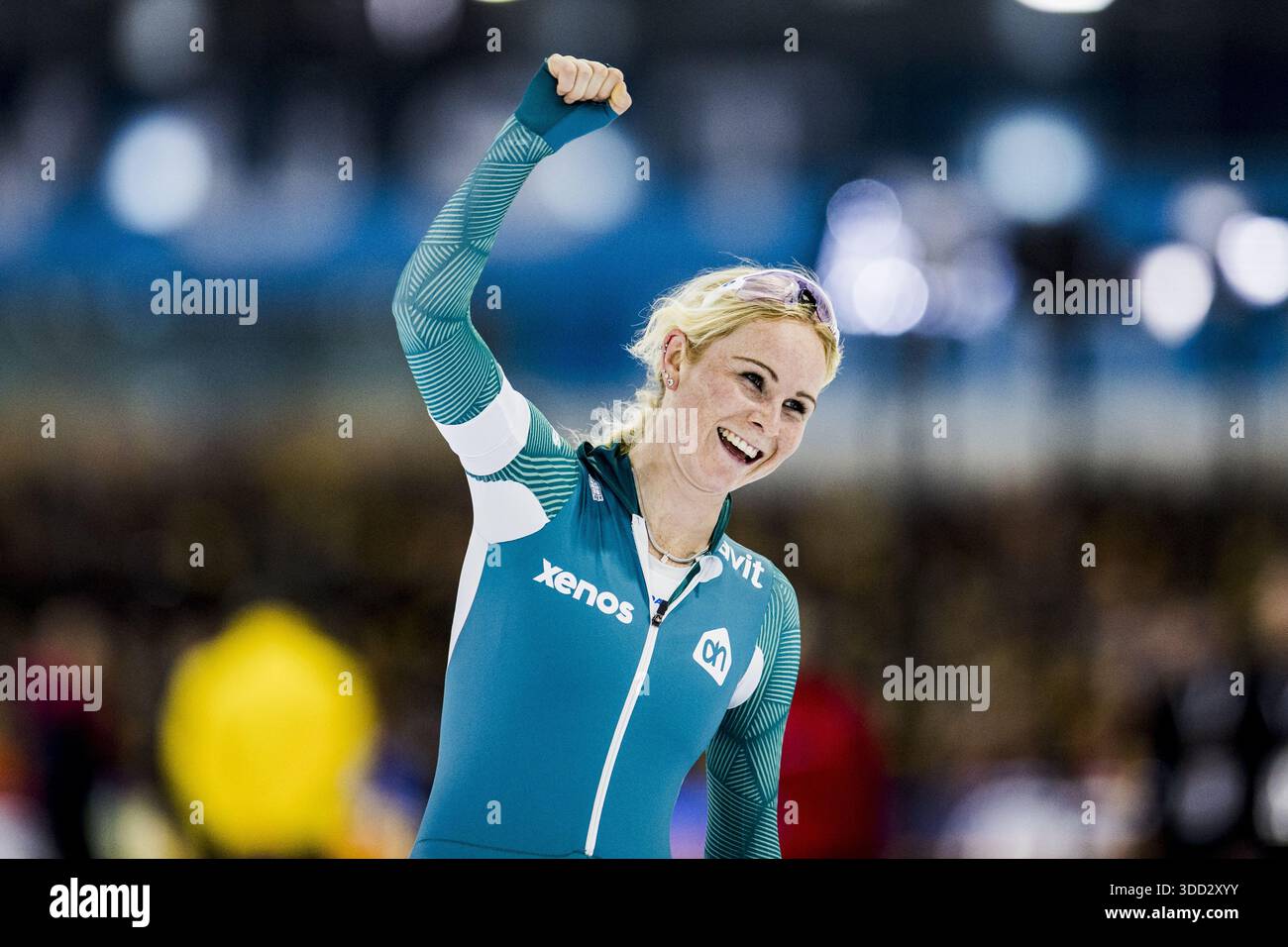 HEERENVEEN - Marijke Groenewoud in action during the women's 3000m on ...