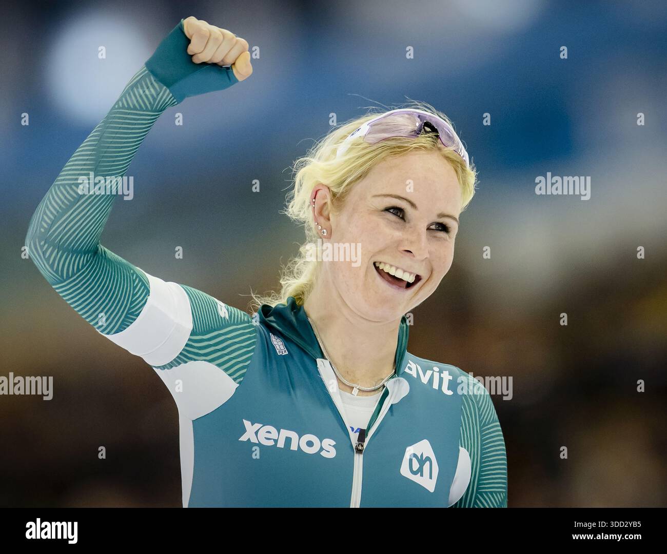 HEERENVEEN - Marijke Groenewoud cheers after the women's 3000m on the ...