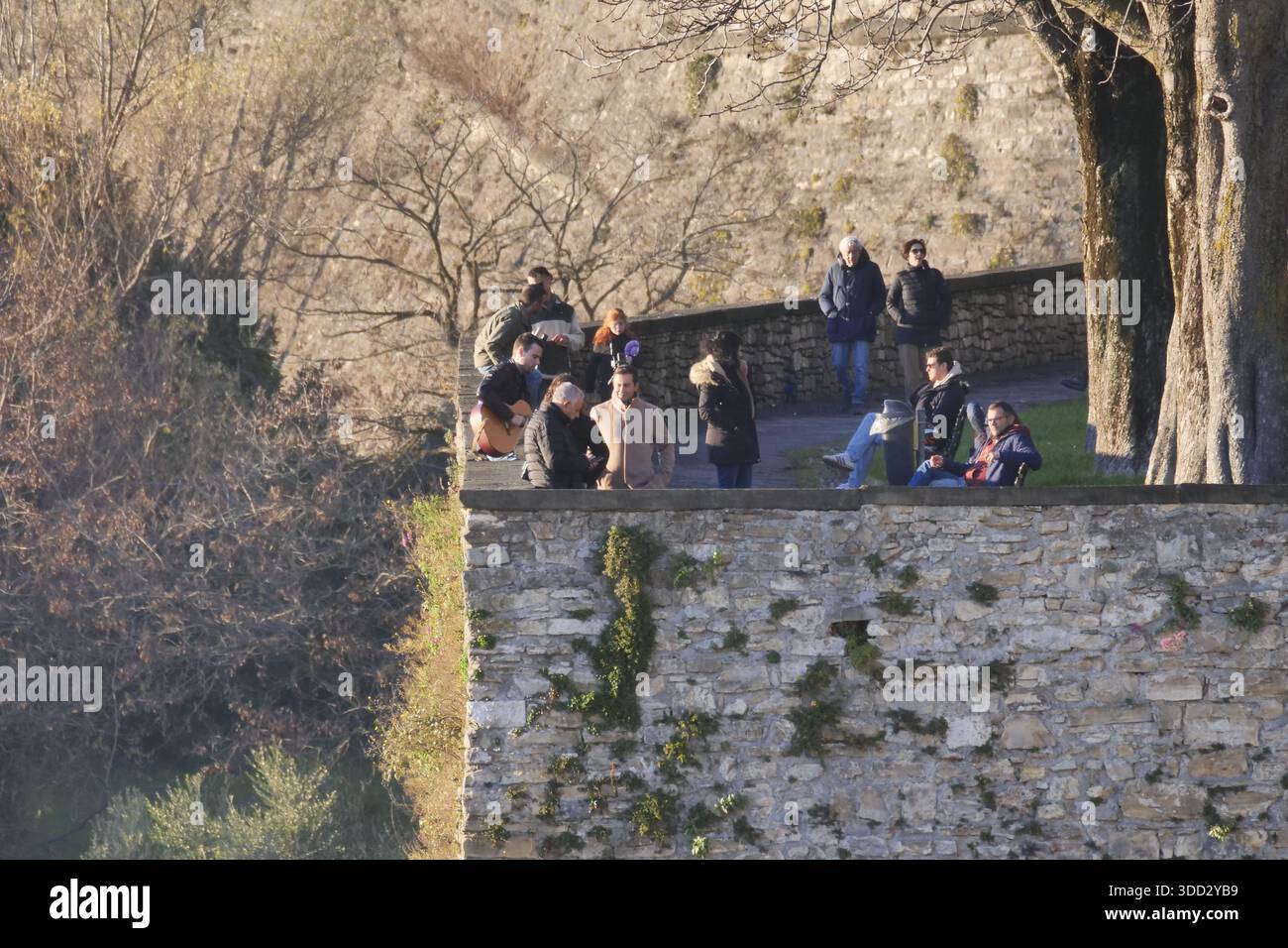 Clear skies return, and numerous tourists wander through the ...