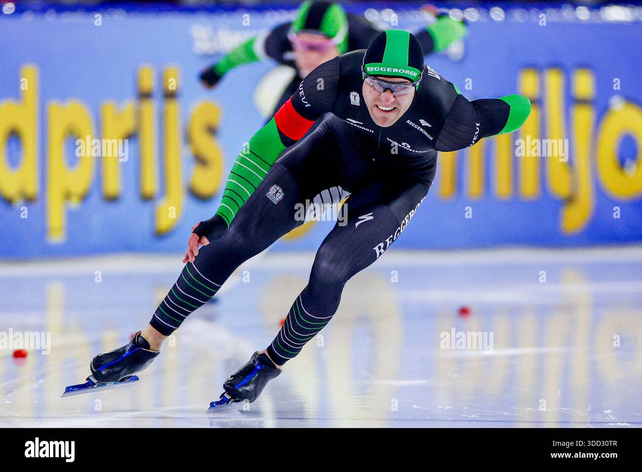 Stefan Westenbroek of Team Reggeborgh competing on the Men's 500m on ...