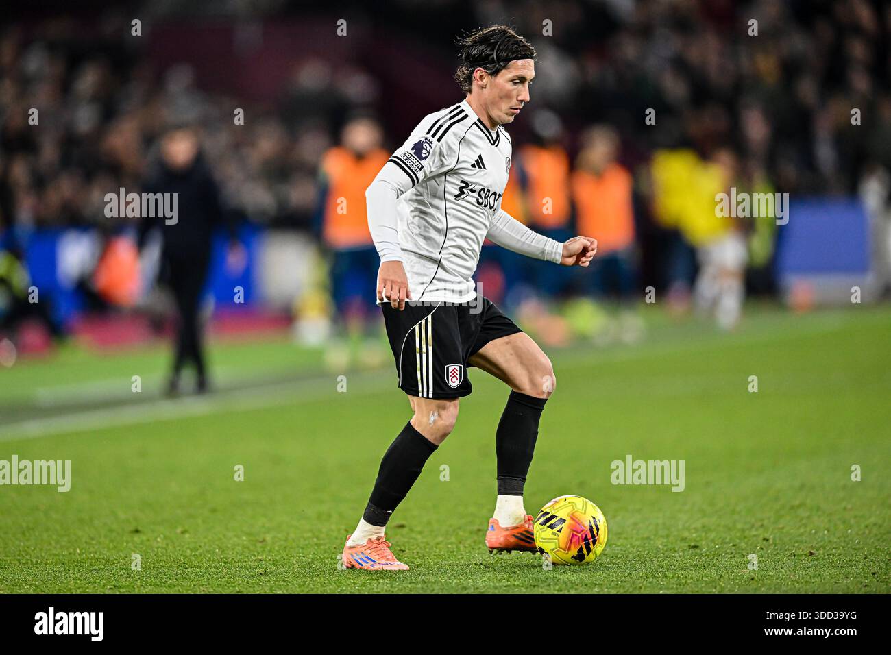 Harry Wilson of Fulham controls the ball during the Premier League ...