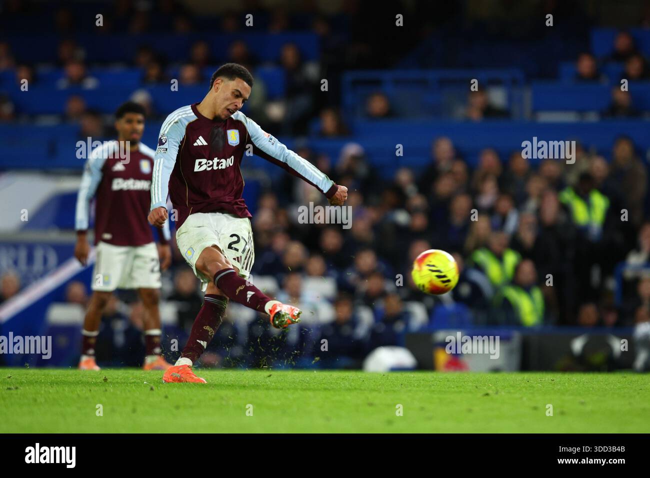LONDON, UK - 27th Dec 2025: Morgan Rogers of Aston Villa shoots during ...