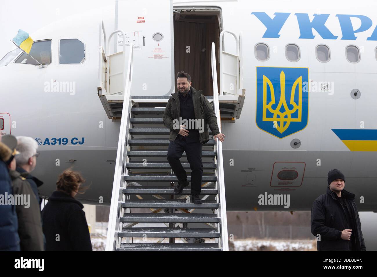 Ukrainian President Volodymyr Zelenskyy arrives in Halifax, N.S. on ...