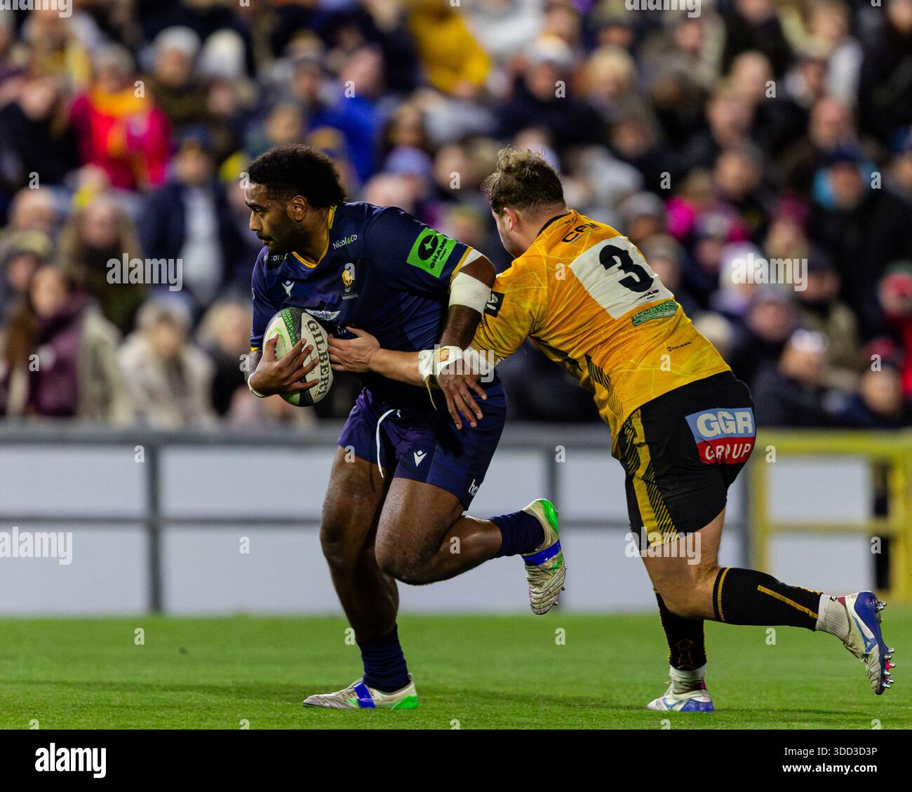 Worcester, England, UK. 27th Dec, 2025. Tim Hoyt of Worcester Warriors ...