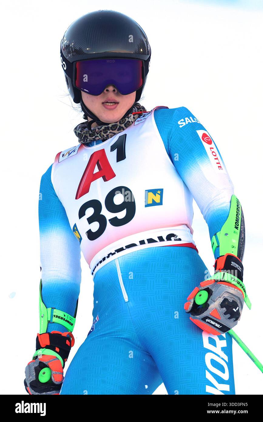 Semmering, Austria, 27.Dec.25 - Alpine Skiing - Audi FIS World Cup, giant slalom, ladies. Image ...