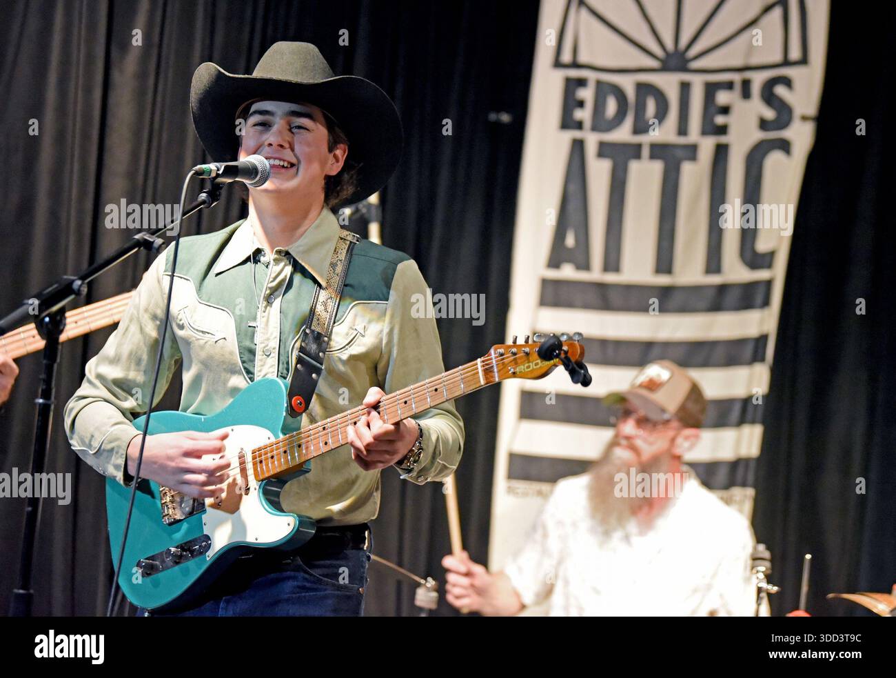 Rocco Gorelik on stage for Rocco Gorelik in Concert, Eddie's Attic ...