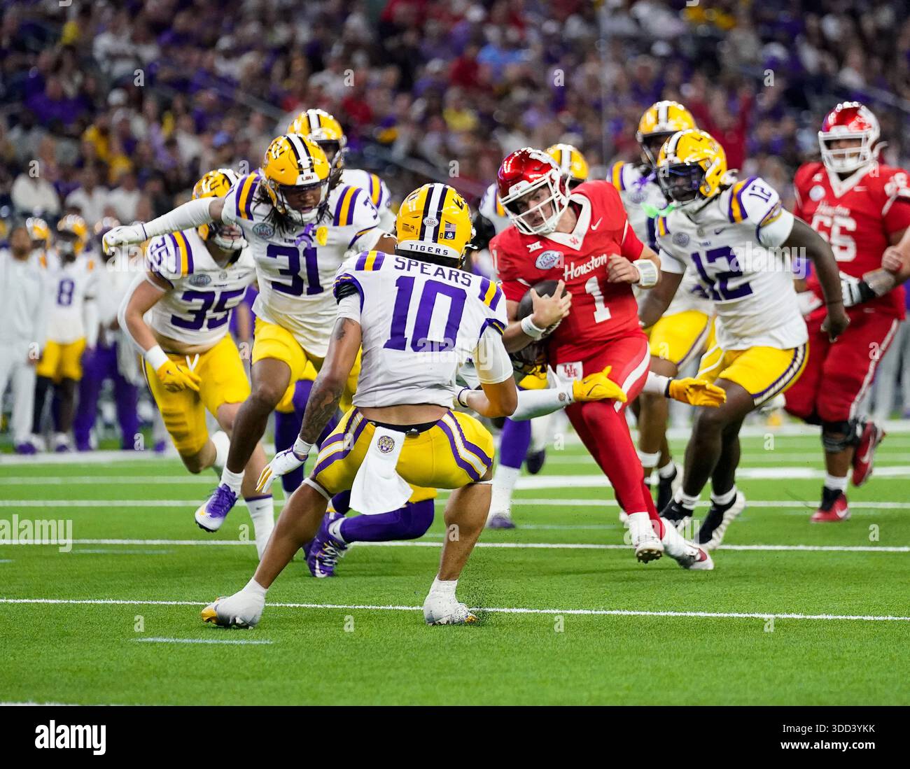 Conner weigman hi-res stock photography and images - Alamy