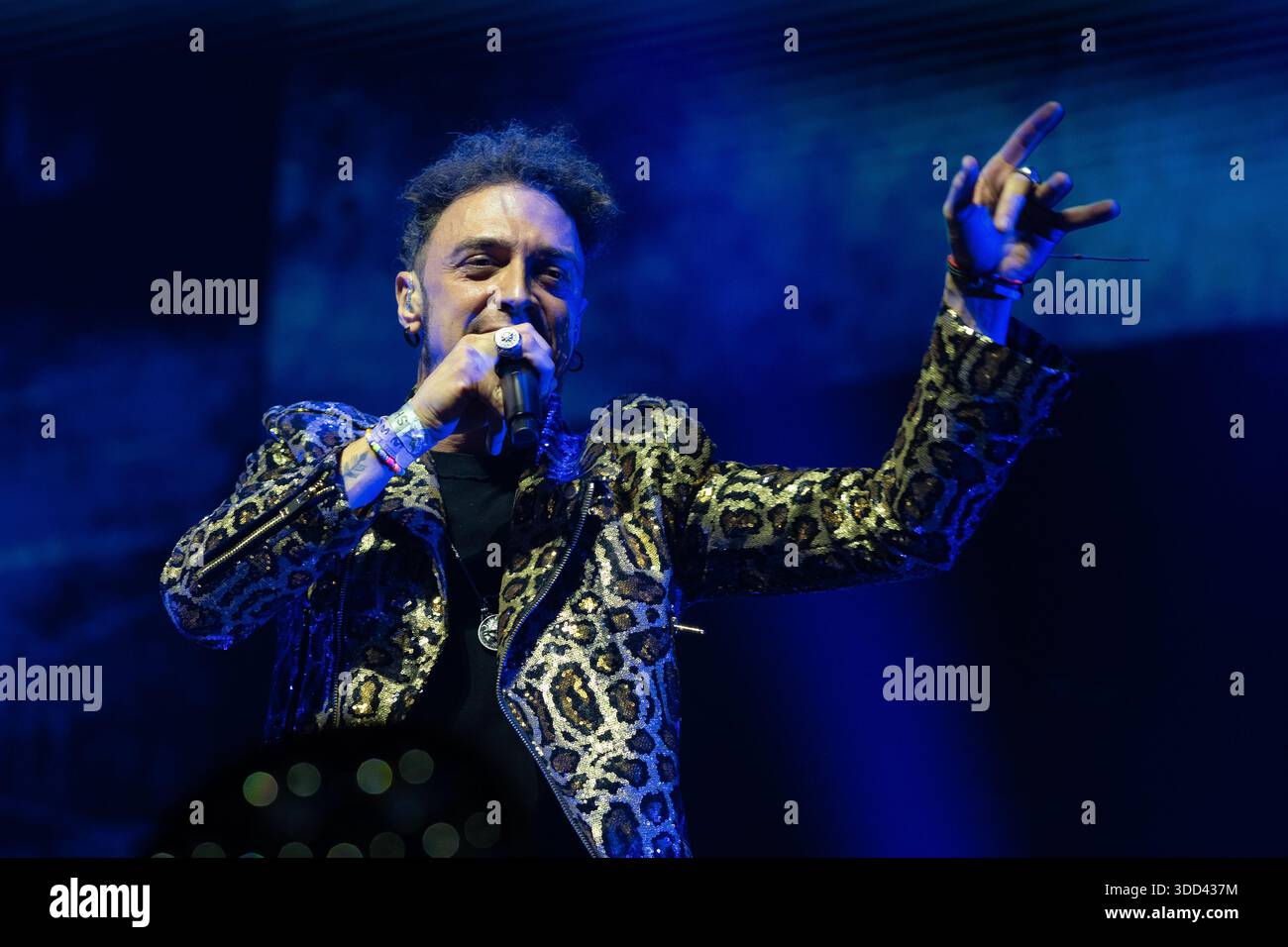 Singer Gabriel de la Rosa, of the band Shinova performs during the ...