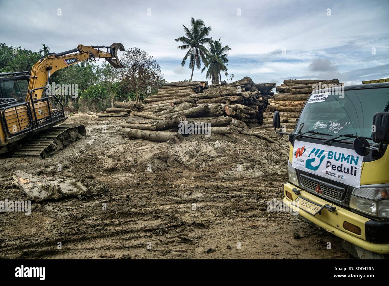Cyclone senyar hi-res stock photography and images - Alamy