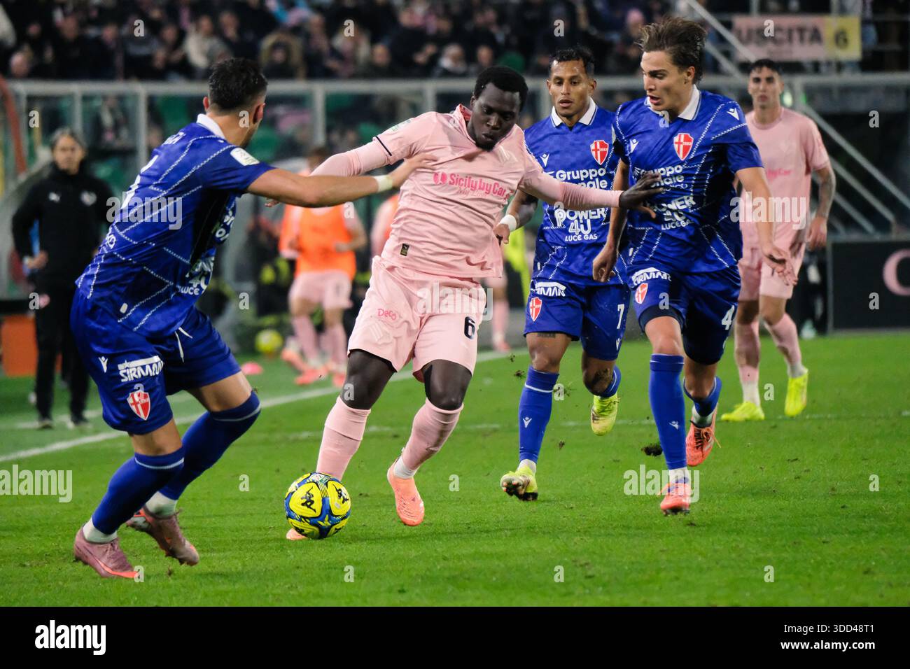 Palermo, Italy, 27 December 2025. Renzo Barbera Stadium, Palermo vs ...