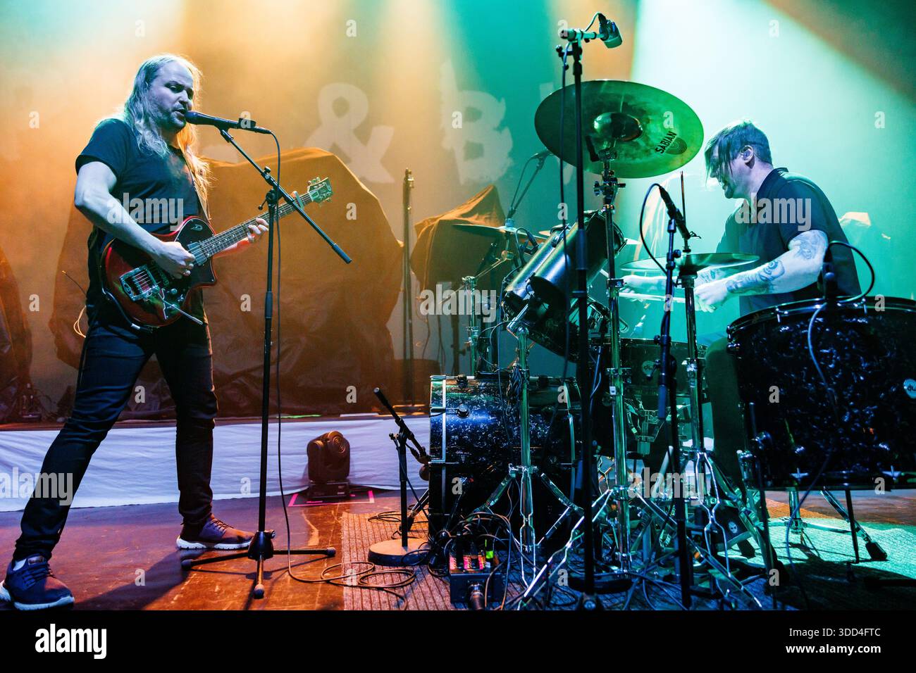 Oslo, Norway. 19th, December 2025. The Norwegian rock band Pil & Bue ...