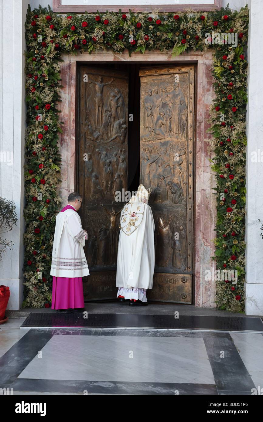 **NO LIBRI** Italy, Rome,Vatican 2025/12/28 Cardinal James Michael ...
